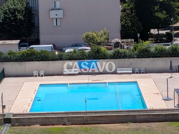 Aubagne, La Tourtelle : Appartement 3 pièces à vendre