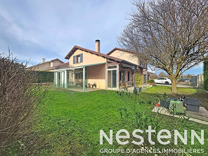 Maison à vendre - Saint-Laurent-de-Mure - 6 pièces - 5 chambres