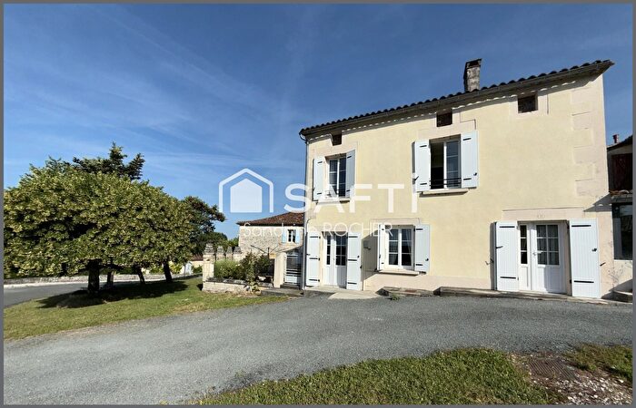 Champagne-et-Fontaine - Maison 4 pièces à vendre