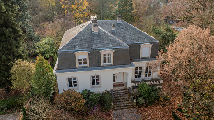 Maison à vendre - Longeville-lès-Metz - 10 pièces - 6 chambres