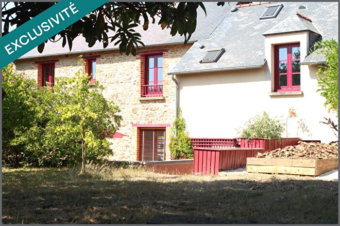 Maison 5 pièces à Montreuil-sur-Ille, à vendre