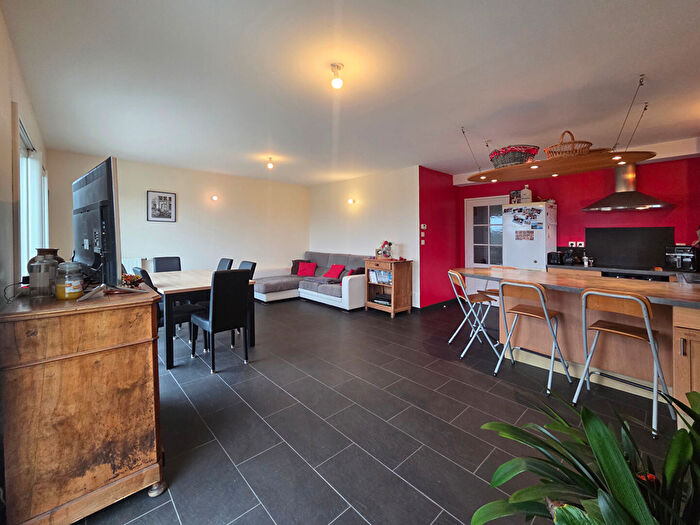 Maison à vendre - Aveize - 4 pièces - 3 chambres