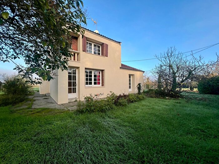 Maison à vendre - Cassaigne - 4 pièces - 3 chambres