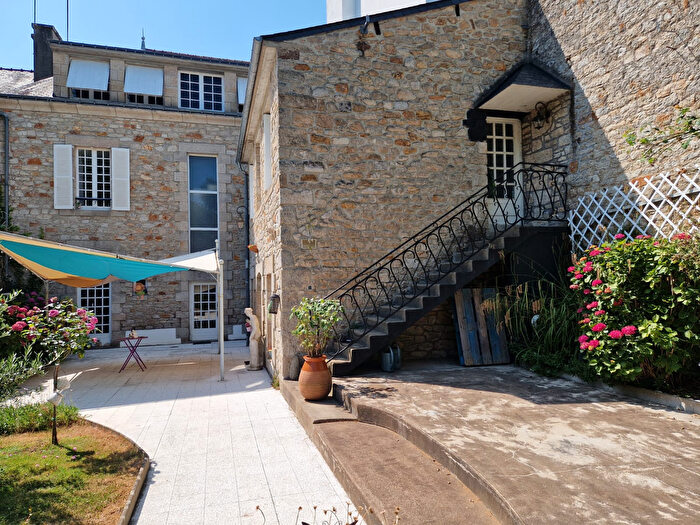 Maison à vendre - Pontivy, Centre-ville, Blavet - 9 pièces - 7 chambres