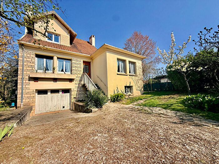 Maison à vendre - Conflans-Sainte-Honorine, Fin-dOise - 8 pièces - 6 chambres