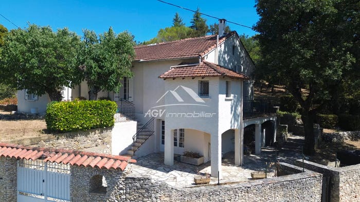 Maison 5 pièces à postalCode, à vendre