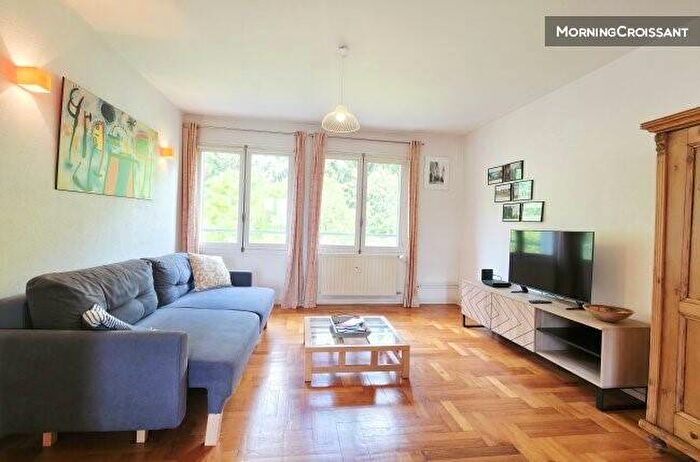 Appartement à louer - Vieux Lyon, Lyon ème arrondissement - 3 pièces - 2 chambres