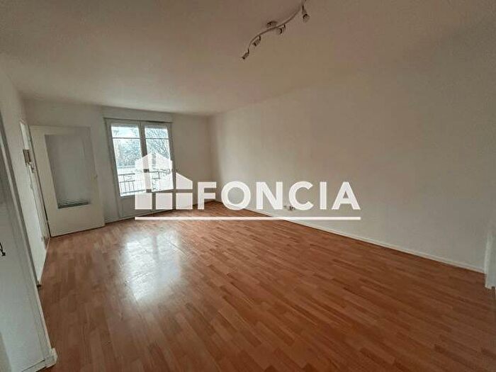Appartement à louer - Lugny, Moissy-Cramayel - 2 pièces - 1 chambre