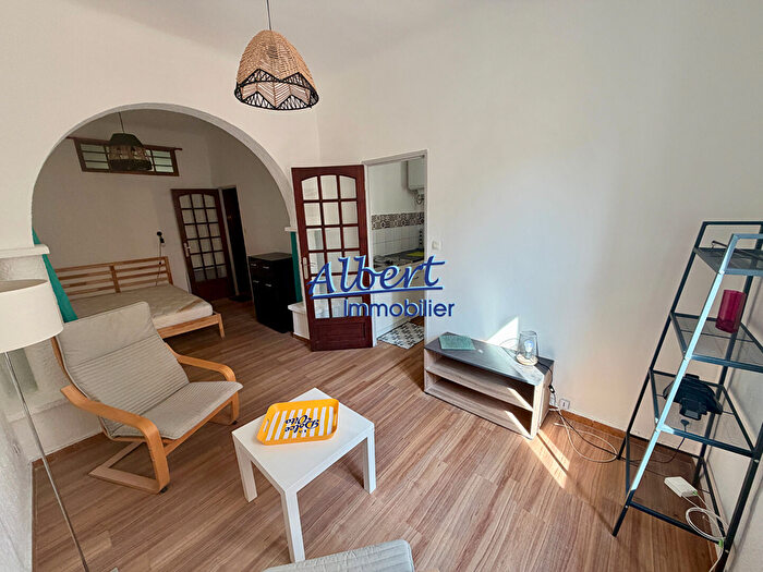 Appartement 1 pièce à Ollioules, Centre-ville, à vendre