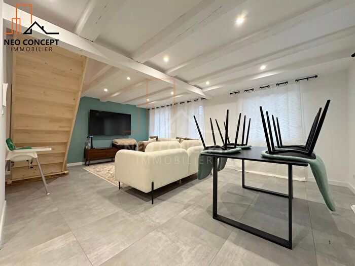 Maisons à vendre et appartements à louer - 3