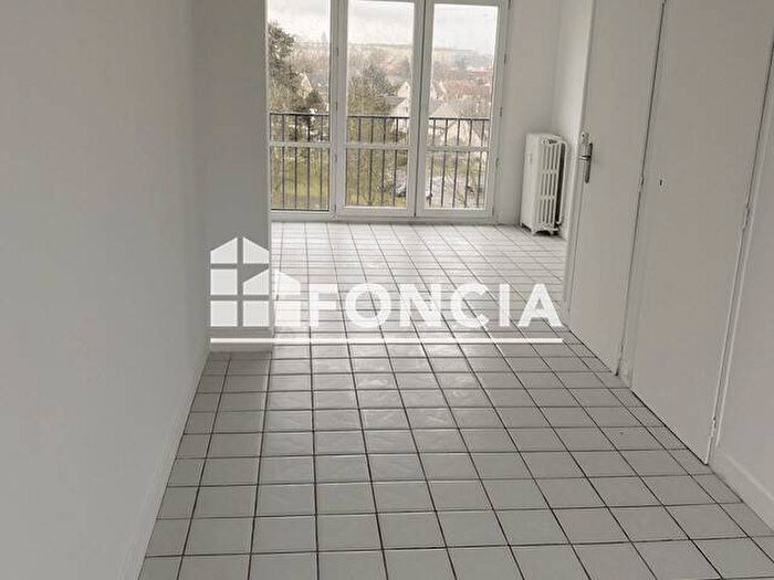 Appartement à louer - Centre Ville, Dreux - 2 pièces - 1 chambre