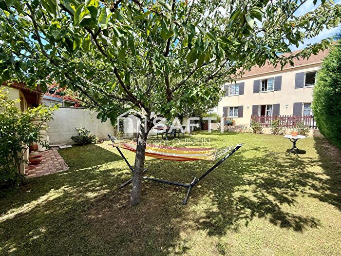 Maison à vendre - Les Clayes-sous-Bois, Ouest - 7 pièces - 5 chambres