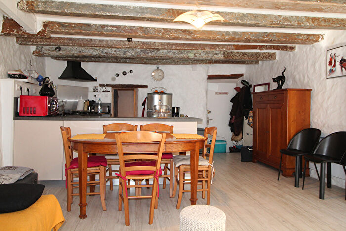 Appartement à vendre - Le Palais - 2 pièces - 1 chambre