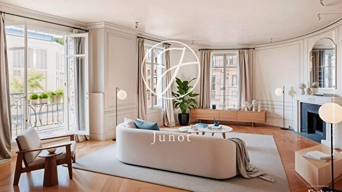 Paris 17ème, Courcelles, Wagram - Appartement 7 pièces à vendre