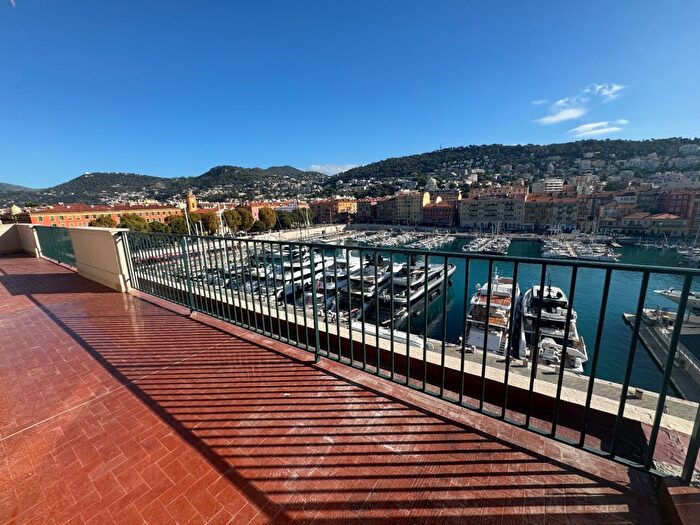 Appartement à vendre - Nice, Le Port - 2 pièces - 1 chambre