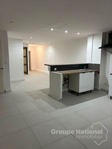 Appartement à louer - Rians - 3 pièces - 1 chambre