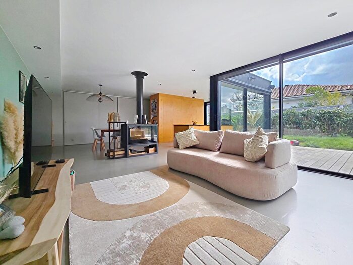 Maison à vendre - Talence, Fauvettes, Peylanne, Plume - 6 pièces - 4 chambres