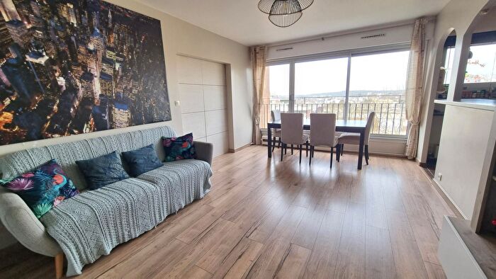 Appartement 4 pièces à vendre - Brunoy, Centre-ville
