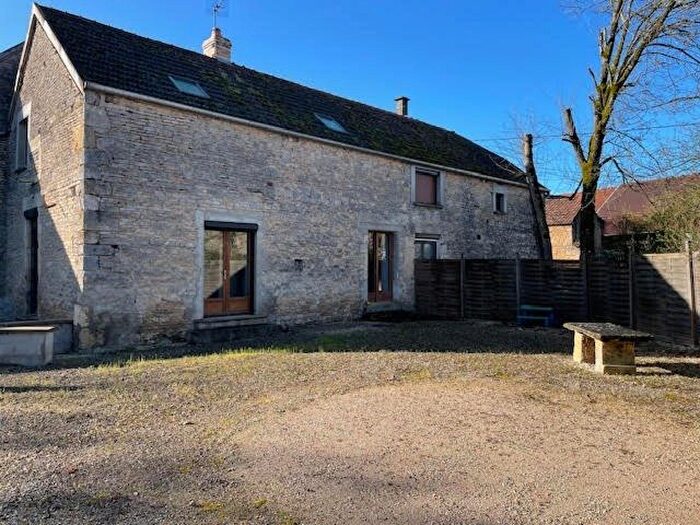 Maison à vendre - Nesle-et-Massoult - 7 pièces - 5 chambres