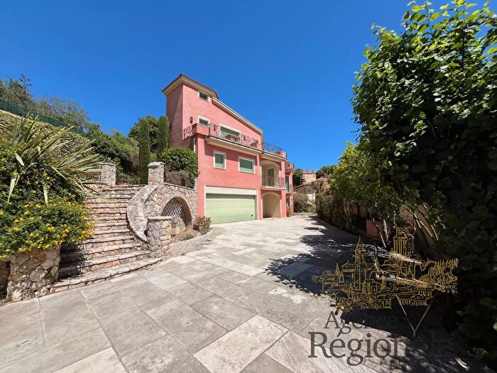 Maison à vendre - La Turbie - 10 pièces - 6 chambres