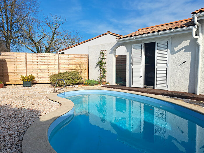 Mérignac, Les Eyquems : Maison 4 pièces à vendre