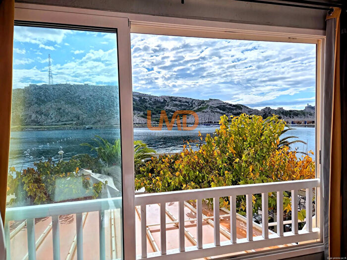 Appartement à vendre - Marseille e , Les Iles - 1 pièce