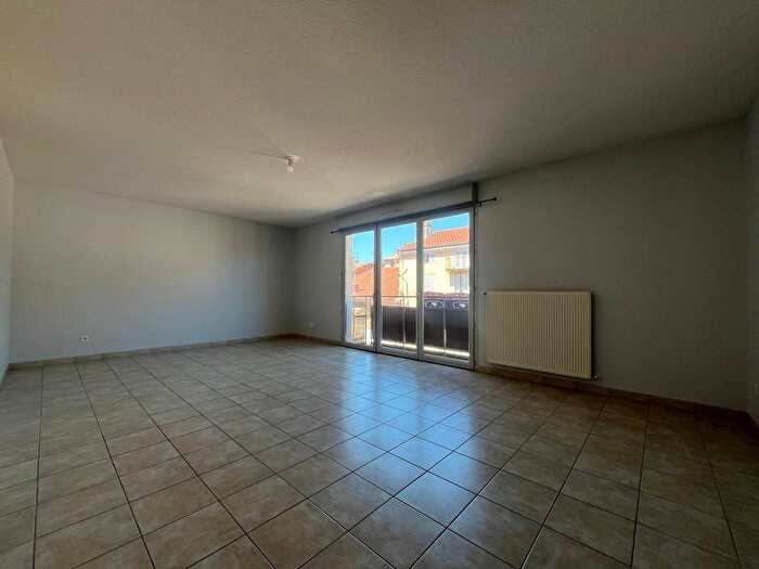 Appartement 3 pièces à Saint-Laurent-sur-Saône, à louer