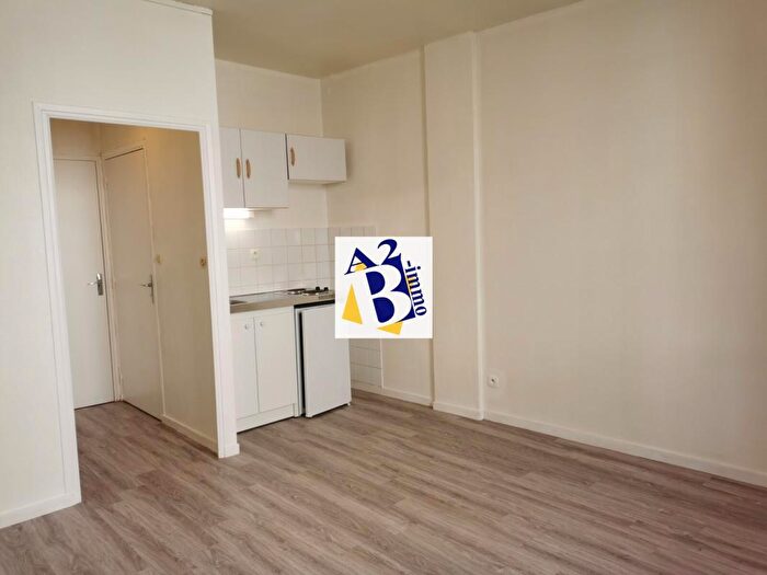 Appartement 1 pièce à louer à Angoulême, L'Houmeau