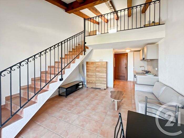 Appartement à louer - Lîle-Rousse - 2 pièces - 1 chambre