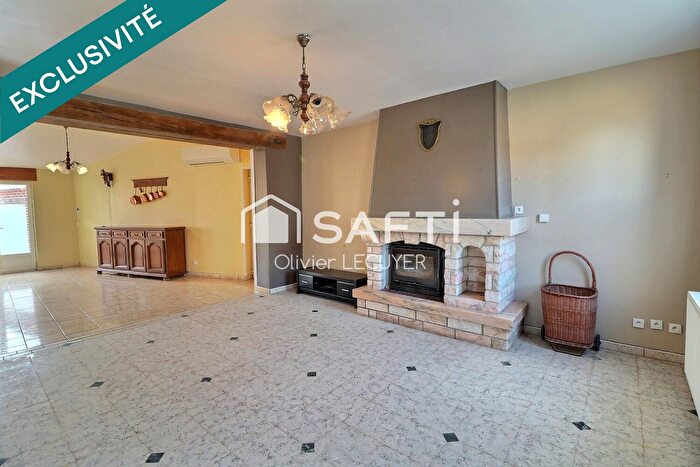 Maison à vendre - Le Quesnoy - 6 pièces - 4 chambres