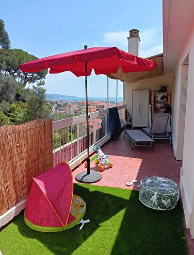 Appartement à vendre - Nice, Madeleine - 4 pièces - 3 chambres