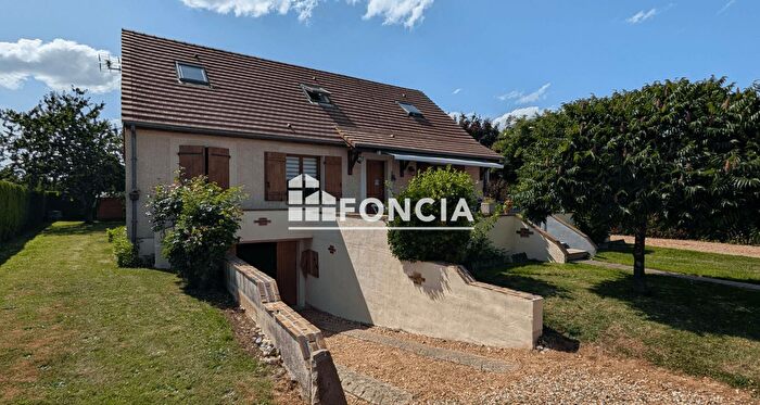 Maison à vendre - Bû - 5 pièces - 4 chambres