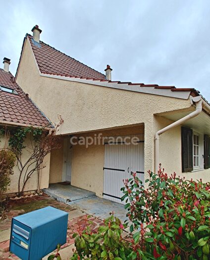 Maison à vendre - Breuillet - 4 pièces - 3 chambres