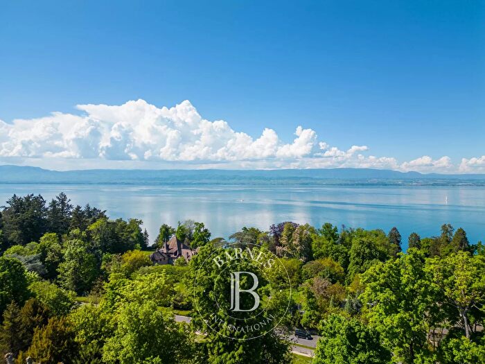 Maison à vendre - Thonon-les-Bains, Ouest - 11 pièces - 8 chambres