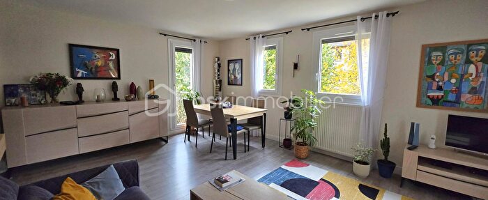 Appartement à vendre - Pontault-Combault, Centre commercial - 3 pièces - 2 chambres