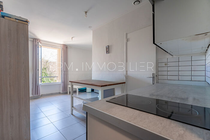 Appartement à vendre - Marseille e , La Delorme - 1 pièce