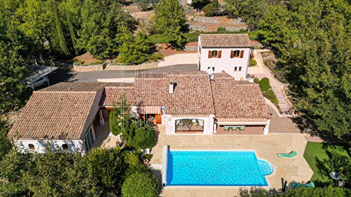 Maison à vendre - Saint-Paul-en-Forêt - 8 pièces