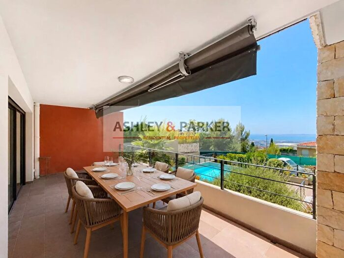 Appartement 4 pièces à Nice, Corniche Fleurie, à vendre
