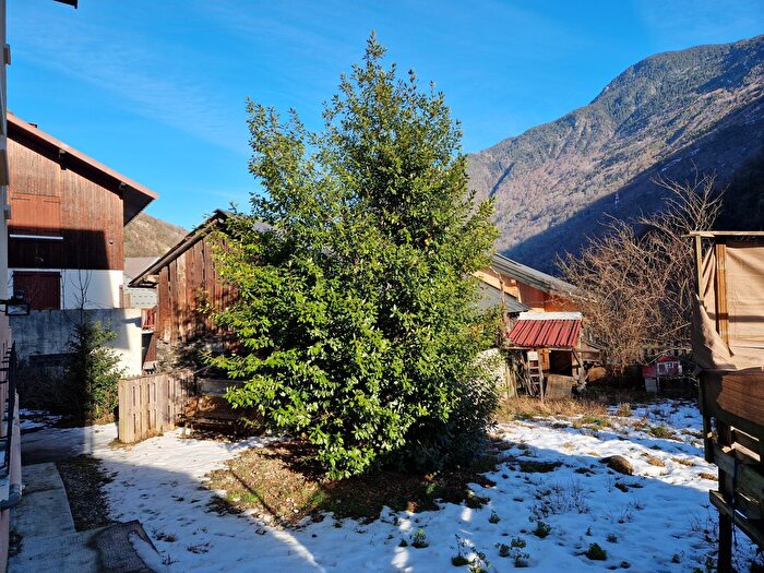 Maison à vendre - Feissons-sur-Isère - 9 pièces - 7 chambres