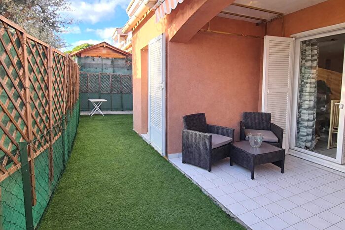 Appartement à vendre - Grasse, Saint-Antoine, Aspres, Plascassier - 3 pièces - 2 chambres