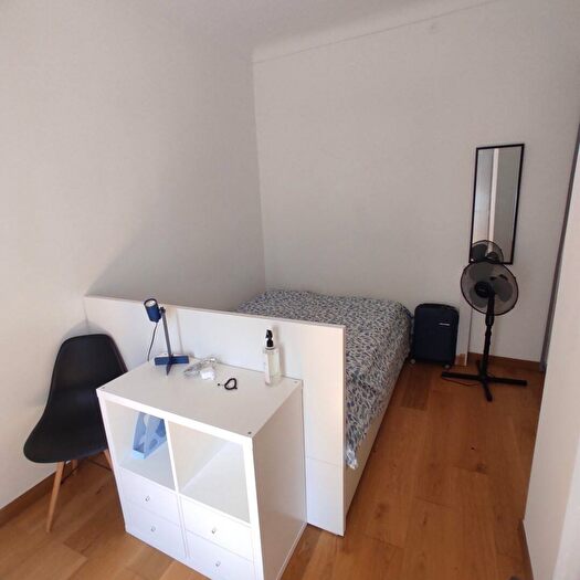 Appartement à louer - Saint Roch, Nice - 2 pièces - 1 chambre