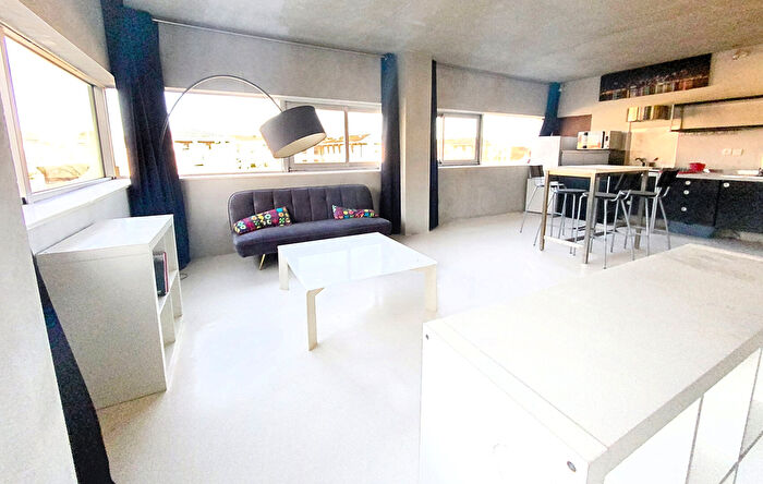 Appartement à louer - Avignon, Les Sources - 1 pièce - 1 chambre