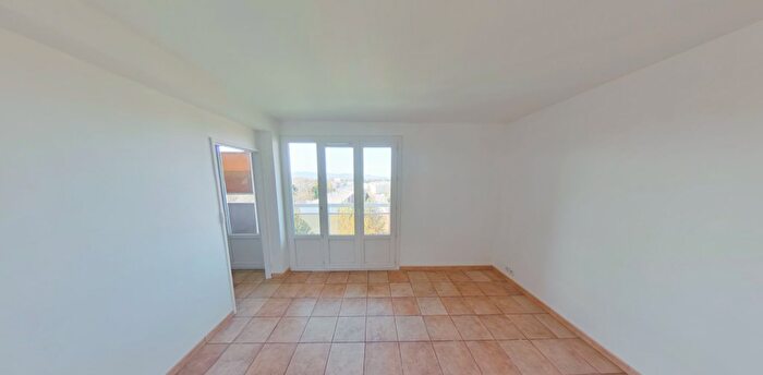 Appartement 3 pièces à louer à Sainte-Foy-lès-Lyon, Provinces, Chavril
