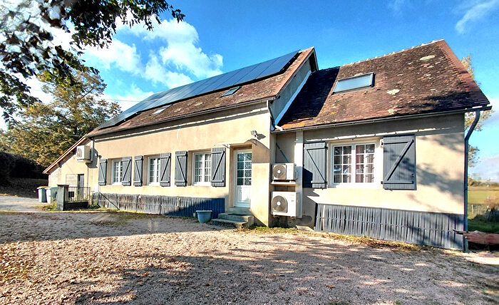 Maison à vendre - Verneuil-en-Bourbonnais - 6 pièces - 5 chambres