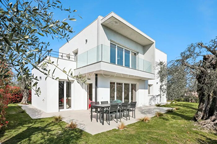 Maison à vendre - Nice, Rimiez - 5 pièces - 4 chambres