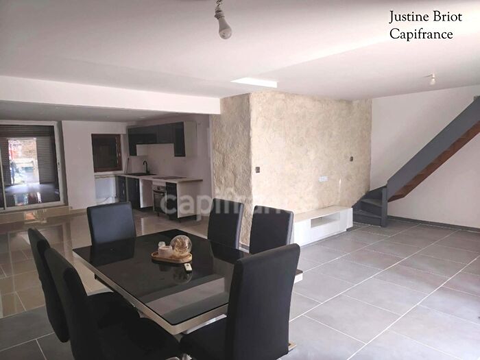 Maison 6 pièces à vendre - Saint-Léger-des-Vignes