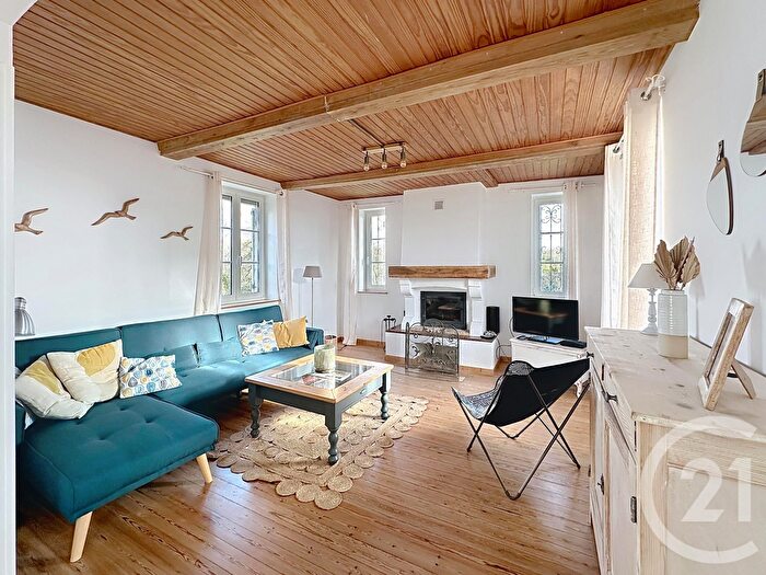 Maison à louer - Douville-en-Auge - 3 pièces - 2 chambres