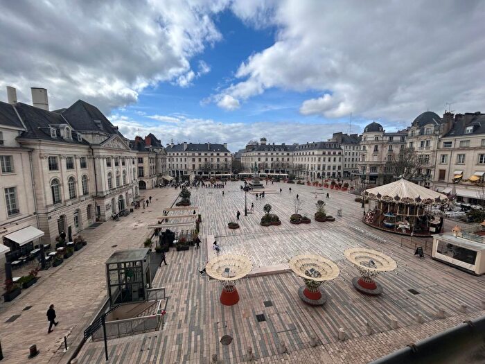 Appartement à vendre - Orléans, Cathédrale, Jeanne dArc - 3 pièces - 2 chambres