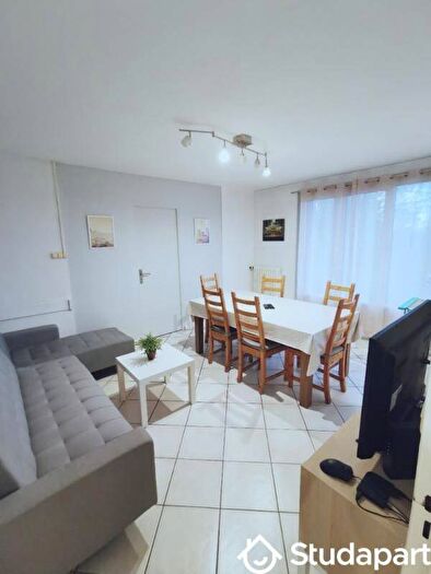 Appartement à louer - Mont-Barres, Belfort - 1 pièce - 1 chambre
