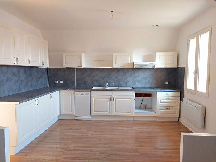 Appartement à louer - Jarny - 3 pièces - 2 chambres